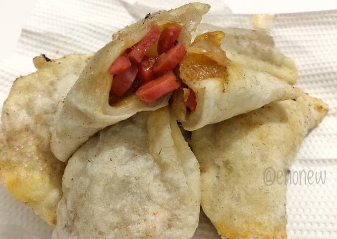 Resep Cireng Isi Sosis Pedas oleh @enonew - Cookpad