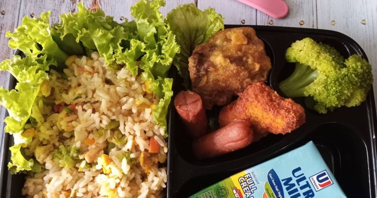 Resep Bekal Bento Nasi Goreng Hongkong oleh Asri Suwasani - Cookpad