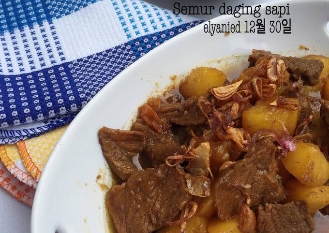 Resep Semur daging sapi oleh elyanied - Cookpad