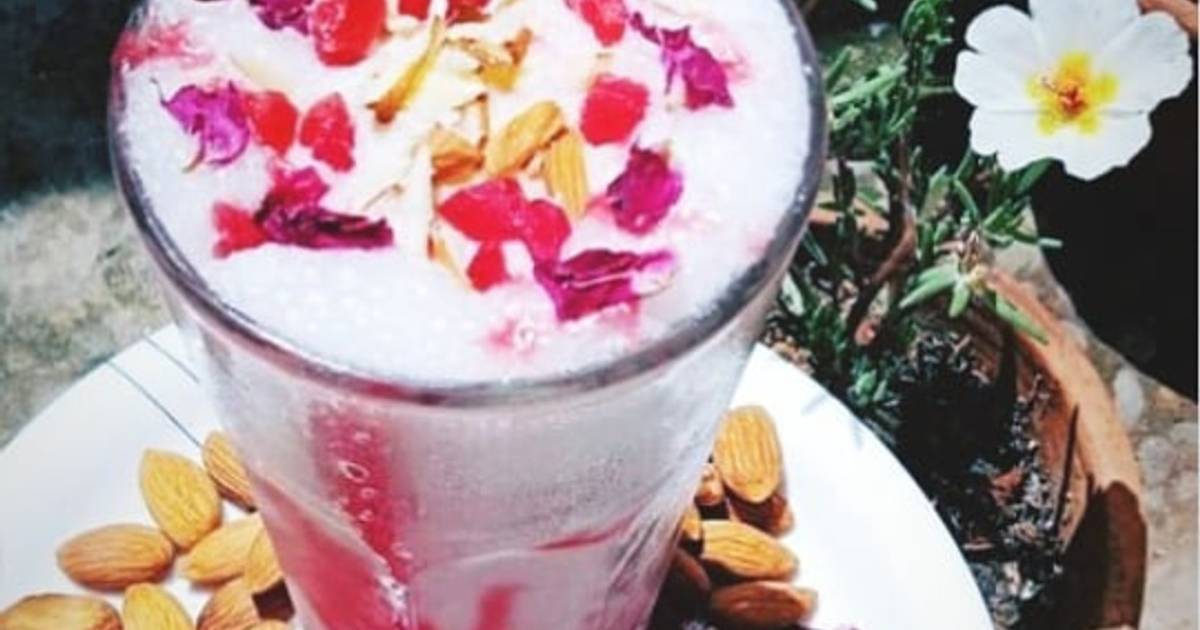 Rose Badam Milk Sarbat Recipe by Sarita Srivastava - Cookpad