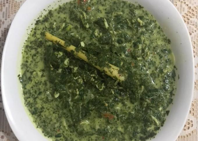 Resep Sayur Daun Ubi Tumbuk oleh Eka Irdianty - Cookpad