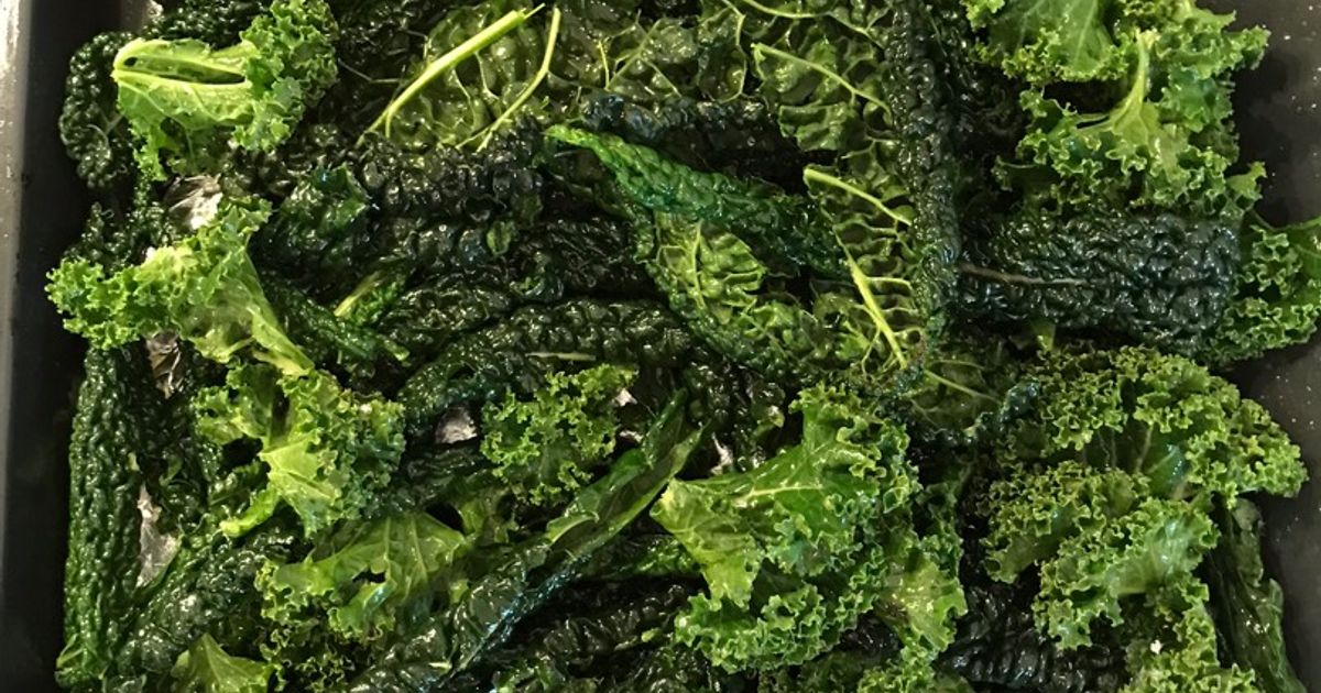 🥬 Basic☆ Kale Snack Roasted Kale Chip ️ Recipe by tomo_ya - Cookpad