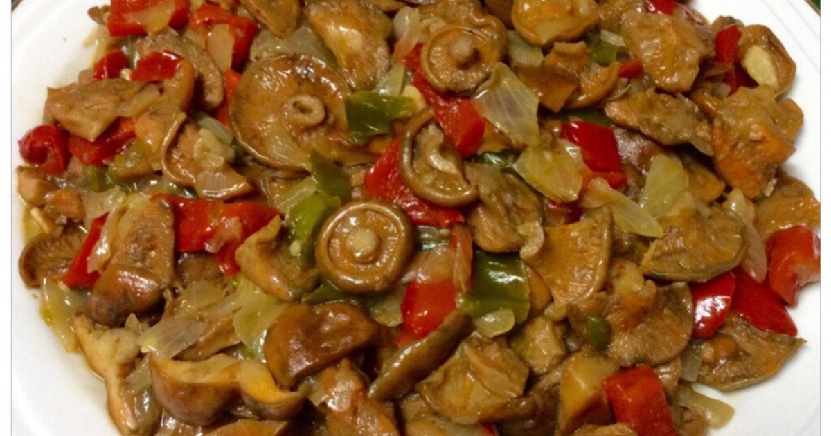 Fritada De Níscalos, Cebolla Y Pimientos Receta de Mayte Fuentes Garcia