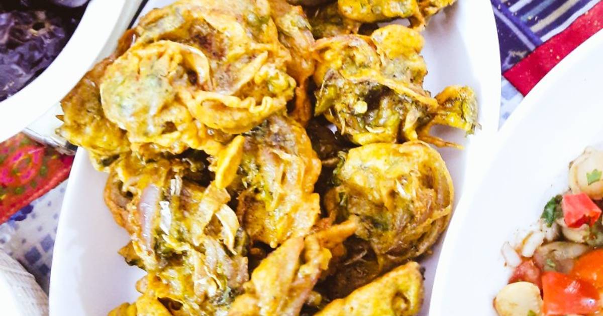Onion and Cabbage Pakoray Recipe by Nazia Qureshi - Cookpad