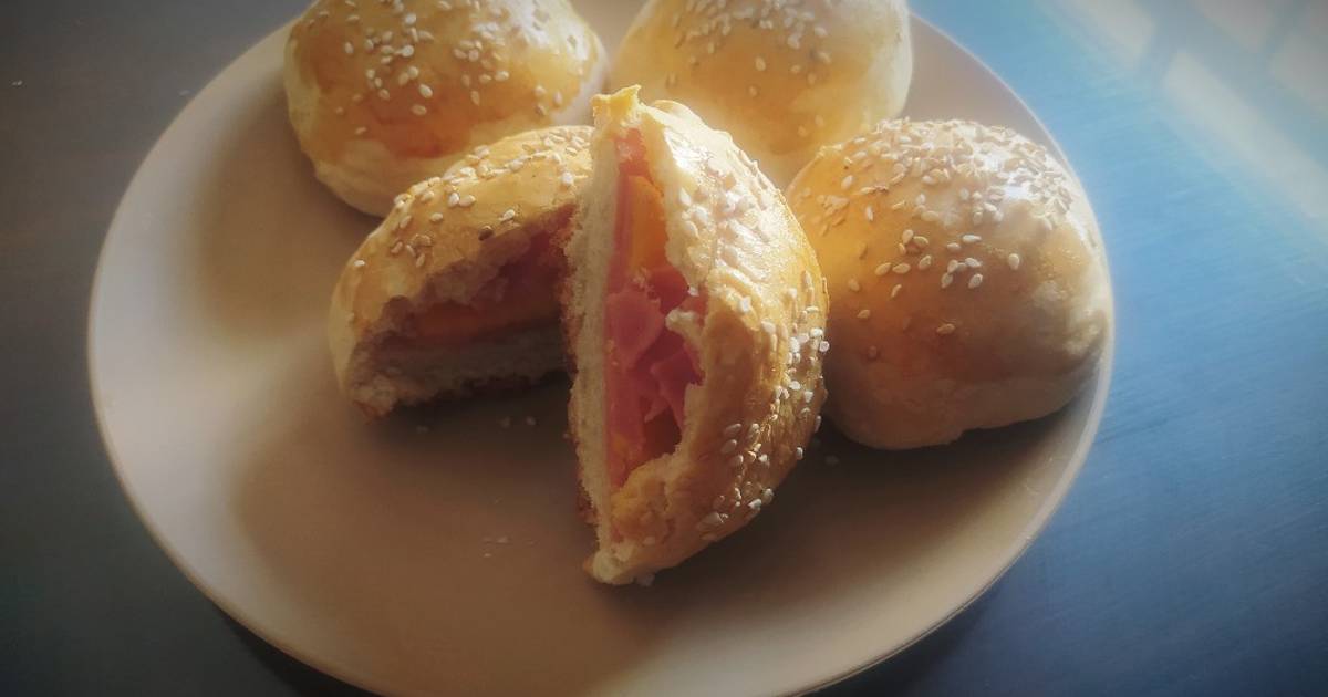 Bollos rellenos de jamón y queso Receta de Cristina Luiz Contreras- Cookpad