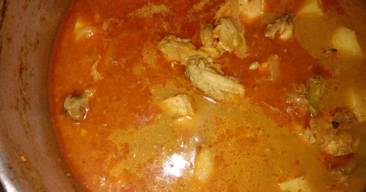 Chicken Aloo Curry Recipe By Fatima Faisal