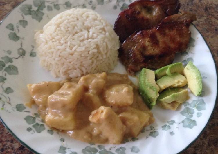 Papas en salsa de maní Receta de Cocinando con Ivonne- Cookpad