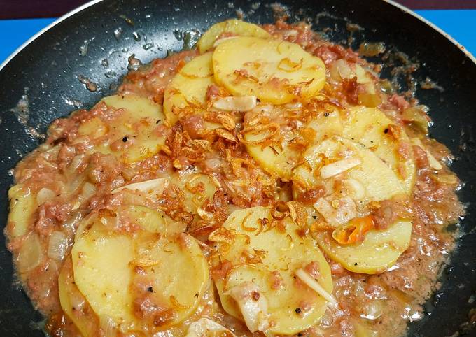 Resep Tumis Kentang Kornet oleh Ghaida Az - Cookpad