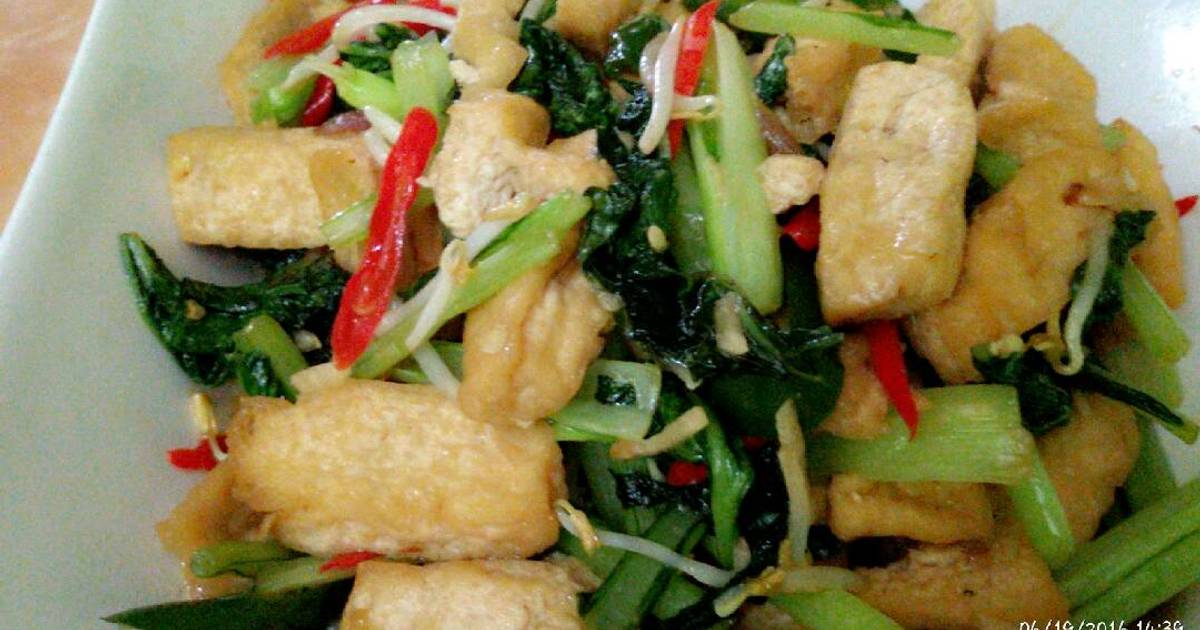 Resep Tumis caisin dan tahu oleh Syauqiyaa Sa'adah - Cookpad