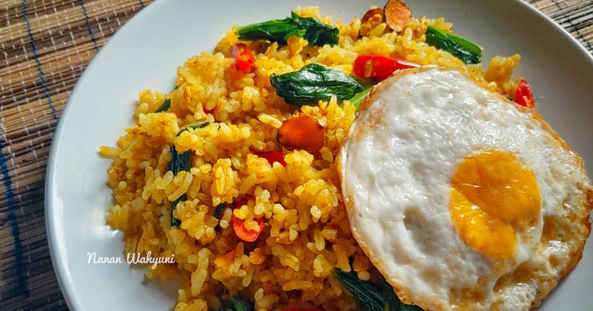 Resep Nasi Goreng Kunyit oleh Nanan Wahyuni - Cookpad