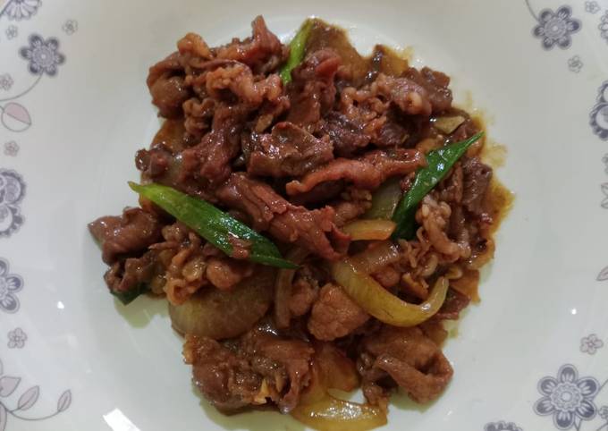 Resep Slice Beef Bumbu Sederhana oleh ari lestari - Cookpad