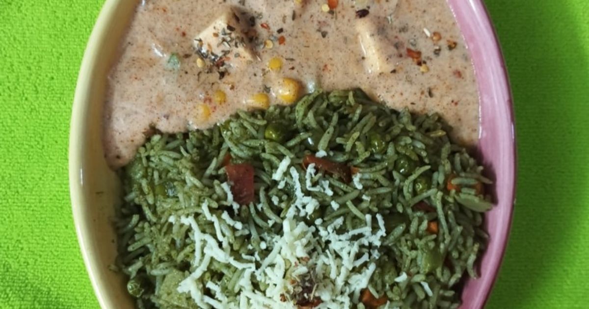 Green Rice With Paneer And Vegetables In Creamy Cheesy Ragi Sauce ...