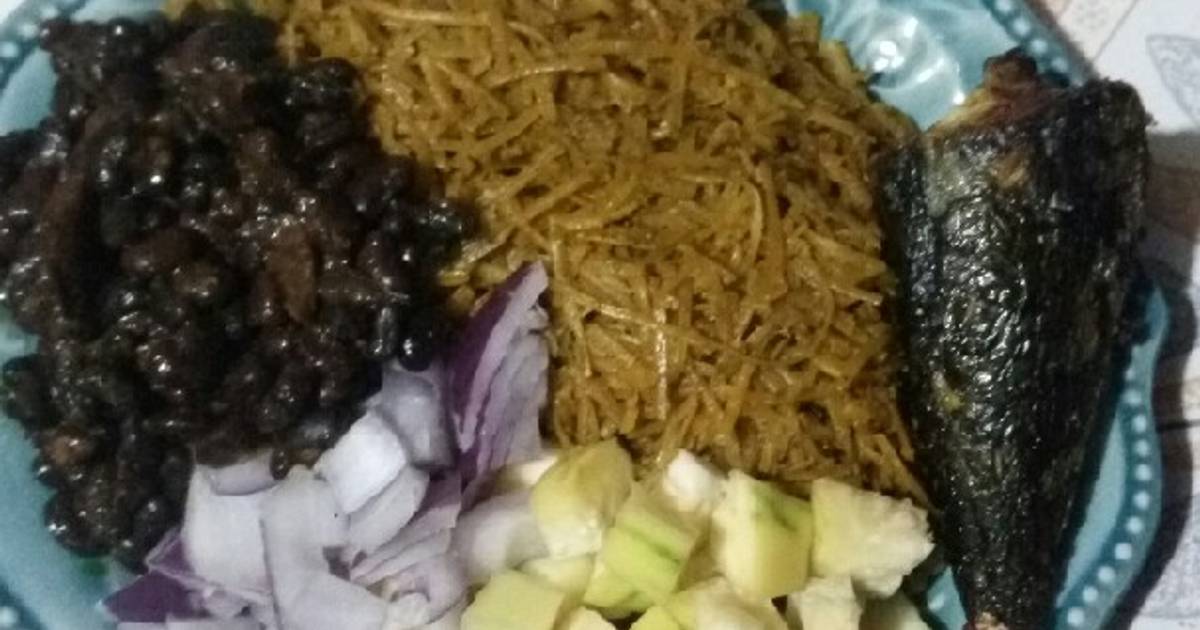 Home made Abacha na akidi (cassava flakes and black eyed peas) Recipe ...