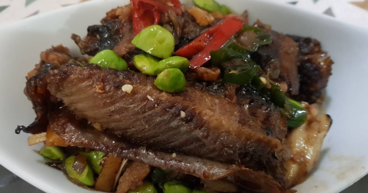 42 resep tumis ikan pari asap enak dan sederhana ala rumahan - Cookpad