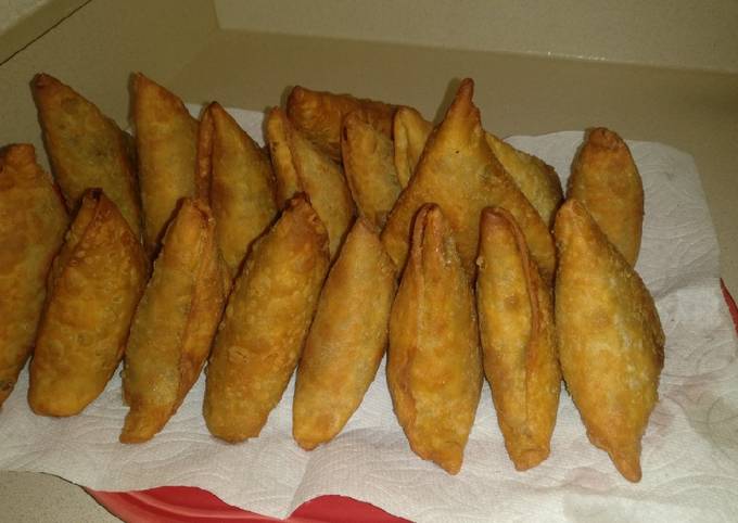Kenyan Samosa Golden Air Fryer Samosas Sanjana.Feasts Vegan