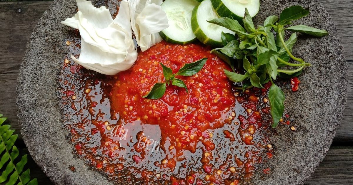 Resep Sambal Cabe Tomat Jeruk Mentah oleh Ririn Kristanti - Cookpad