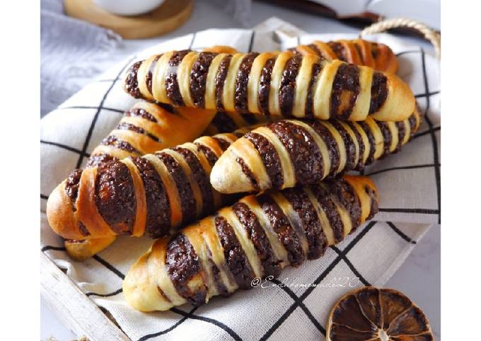 Resep Filipino choco bread oleh Endahomemade - Cookpad