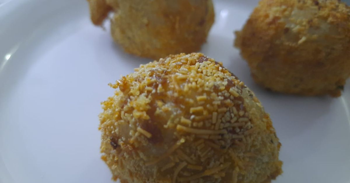 Veggie Half Saviya Roll Recipe by Priya Arora - Cookpad