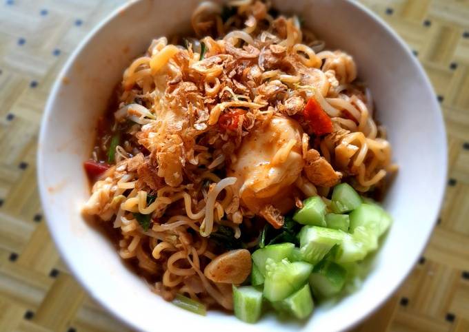 Resep Indomie Rendang Kuah oleh dewi - Cookpad