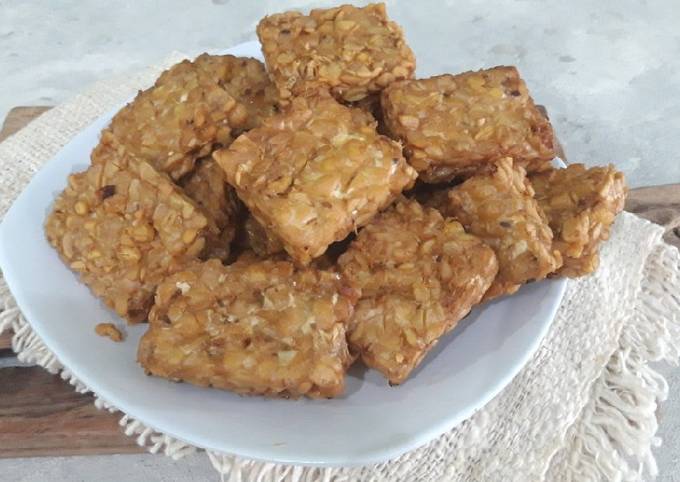 Resep Tempe Goreng Gurih Super Simple oleh Neneng Dina Nurfadilah - Cookpad