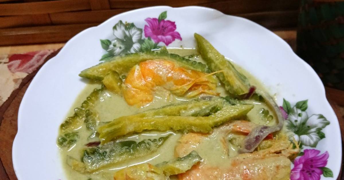 Resipi 19:11:24 - Peria katak masak lemak bersama udang oleh Hani ...