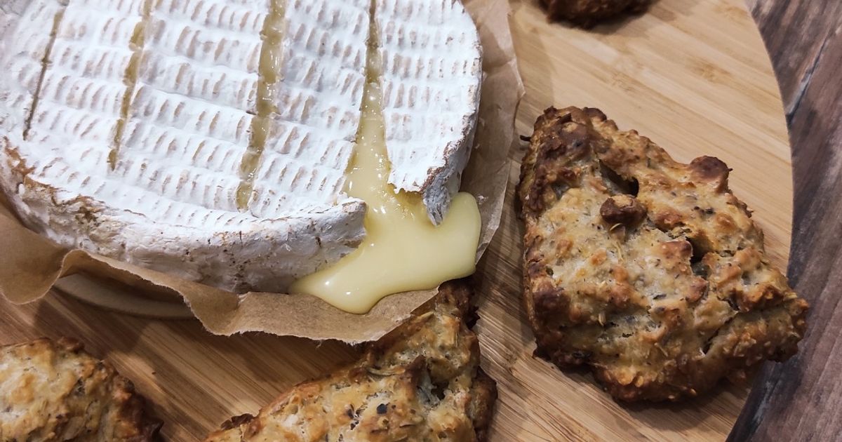 Scones Thym, Ail Et Son Camembert Rôti de La popotte sans chichis - Cookpad