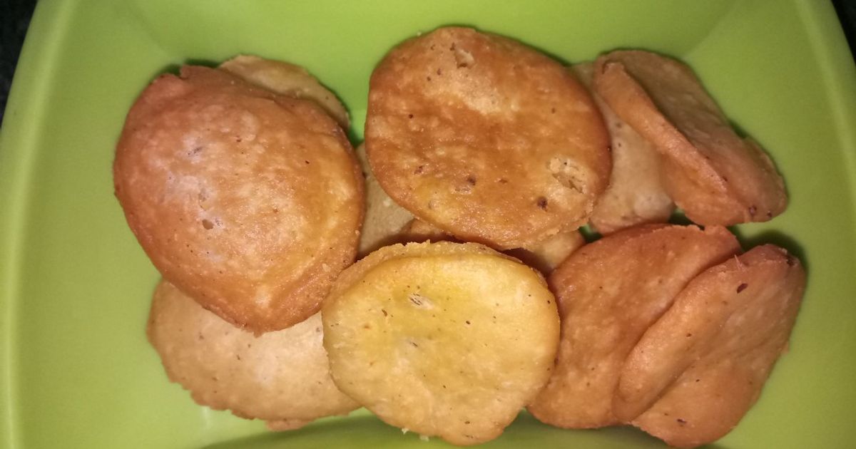 Achari Mathri Recipe by Uzma Syed - Cookpad