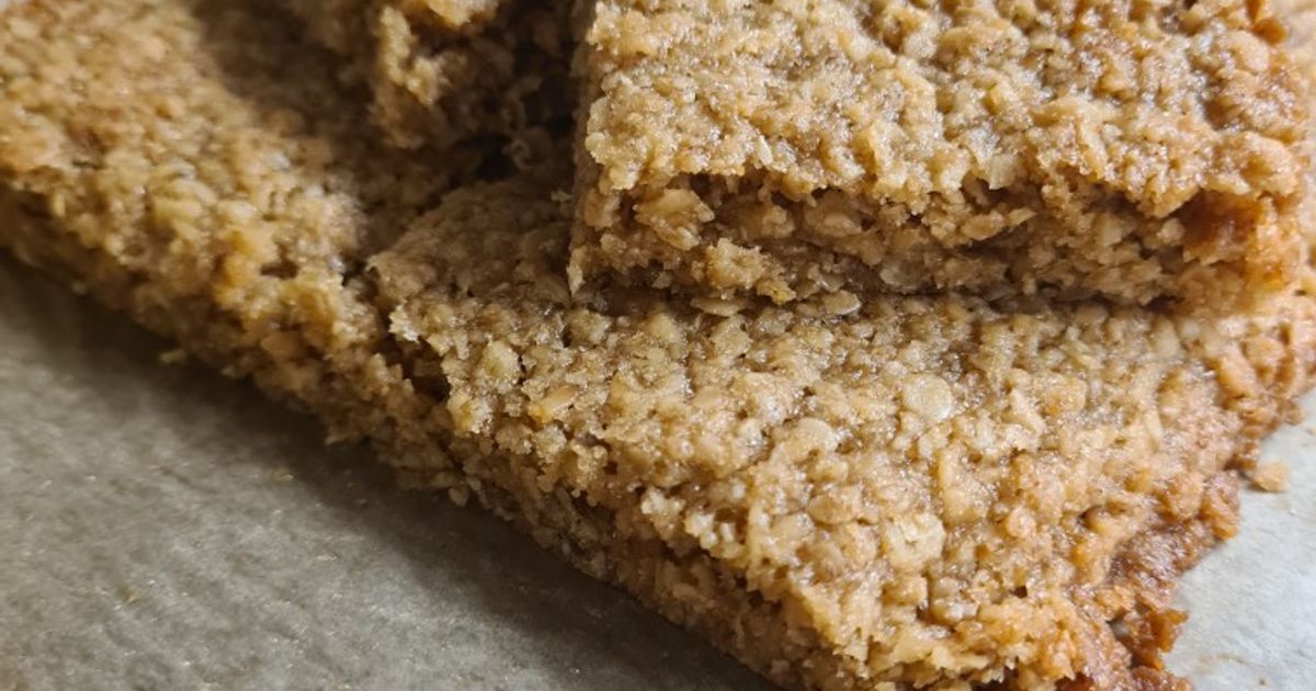 Golden Syrup Flapjack Recipe by Barney's Kitchen - Cookpad