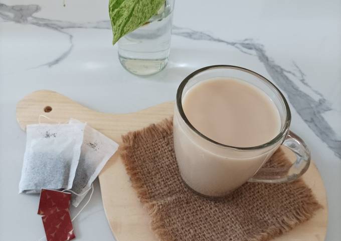 Resep Teh susu hangat oleh Bunda Olla - Cookpad
