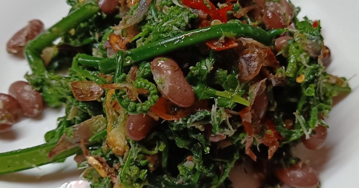 Resep Urap Sayur Pakis/ Paku Dan Kacang Merah oleh Nonik Indra - Cookpad