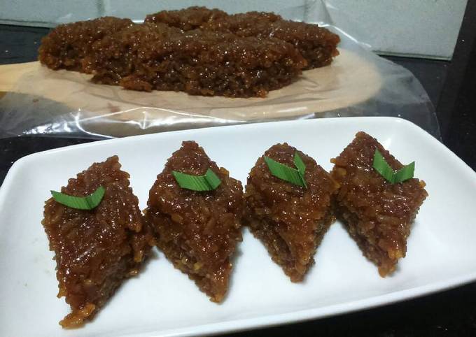 Resep Wajik Ketan Gula merah oleh vitadeviana - Cookpad