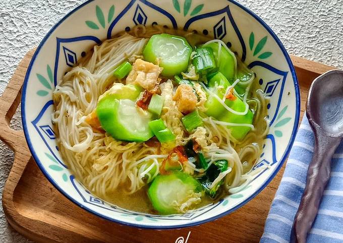 Resep Sup Oyong Misoa oleh Kaianiandra - Cookpad
