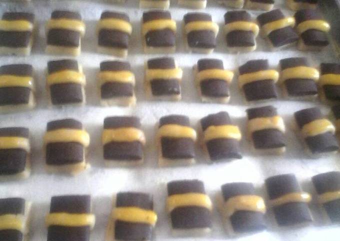 Resep Choco stik cookies oleh Sri Wahyuni Cahyani - Cookpad