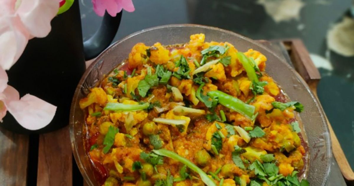 Gobhi Matar Masala Recipe by Poonam N Jhaveri - Cookpad