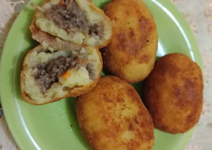 Resep Kroket kentang isi daging oleh voni wati - Cookpad