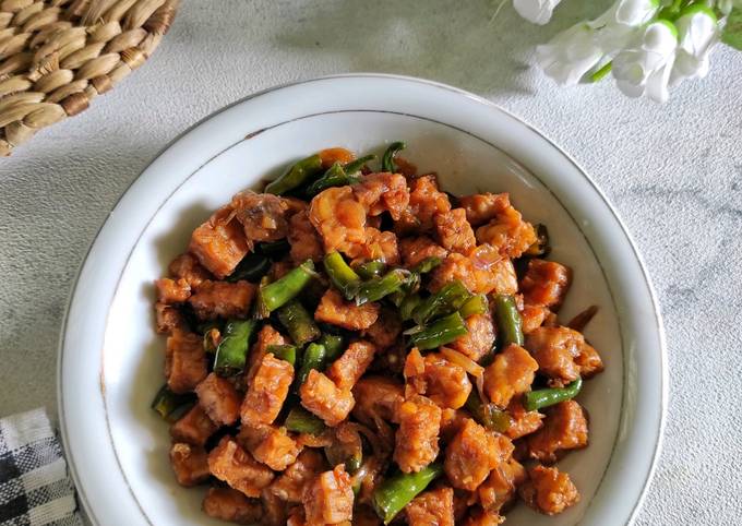 Resep Oseng Tempe Kecap oleh Nur Sabatiana - Cookpad