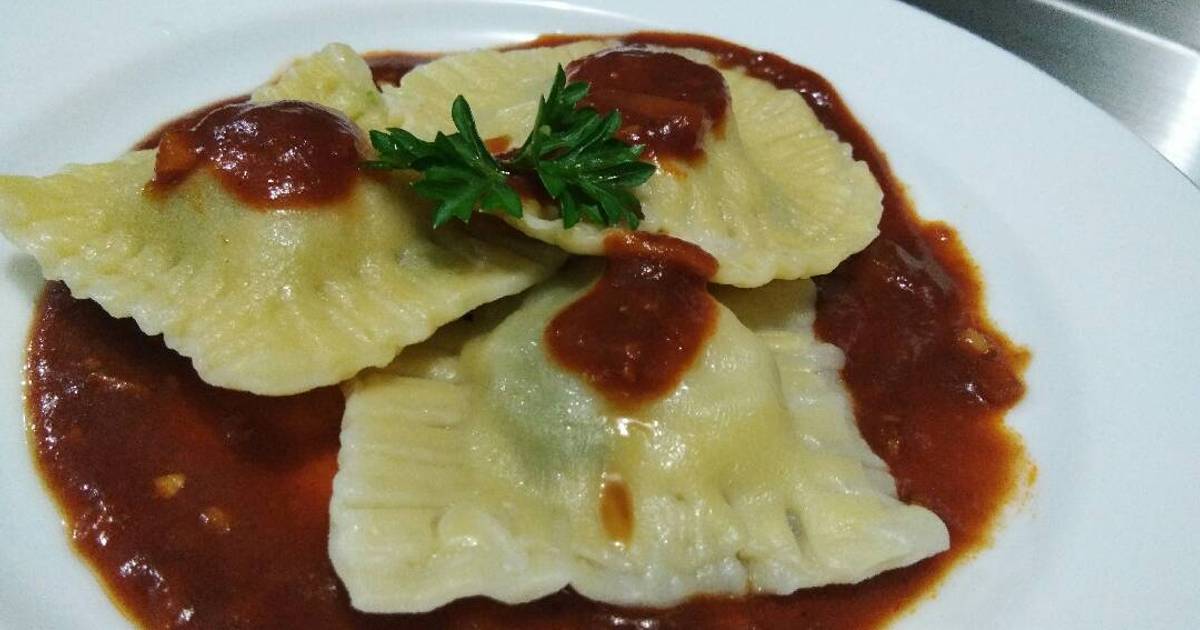 Resep Ravioli with tomato sauce oleh Sandy Maulana - Cookpad