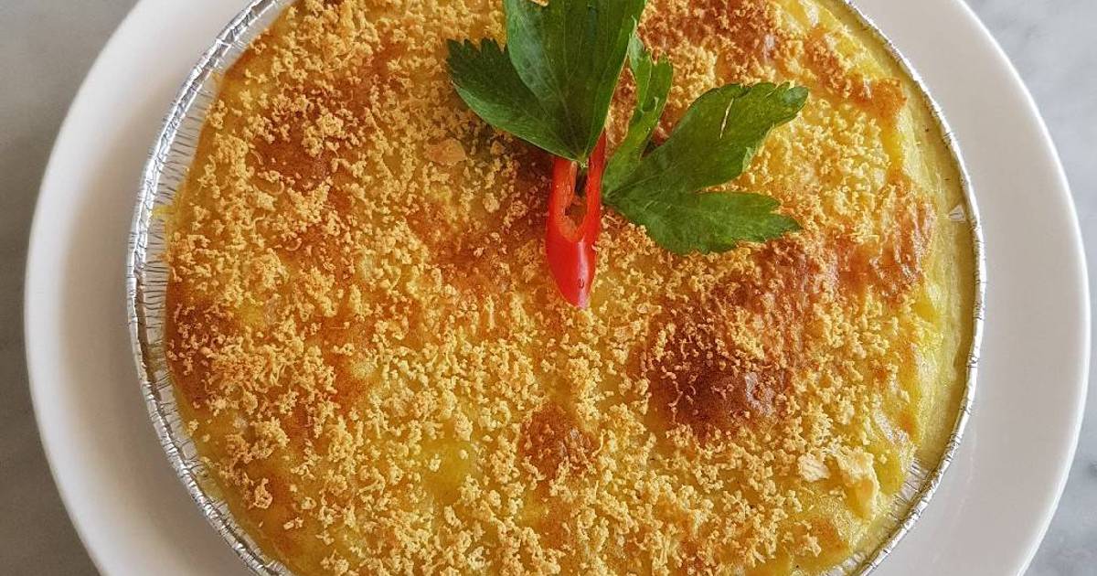 3 easy and tasty pastel tutup recipes by home cooks - Cookpad