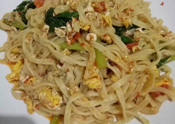 Resep Ifu Mie Goreng Becek oleh Mira Rozanna - Cookpad