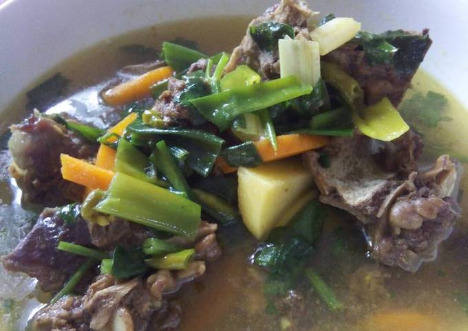 Resep "Sup Tulang Sapi Kaya Rempah" oleh Rani Puji Hayati - Cookpad