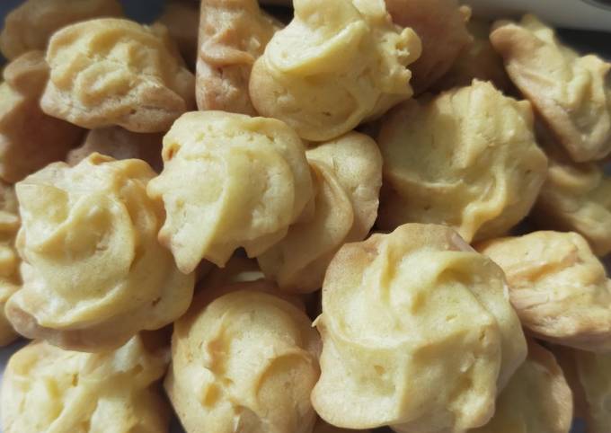 Resep Crispy cheese choux oleh Livana Tirta - Cookpad