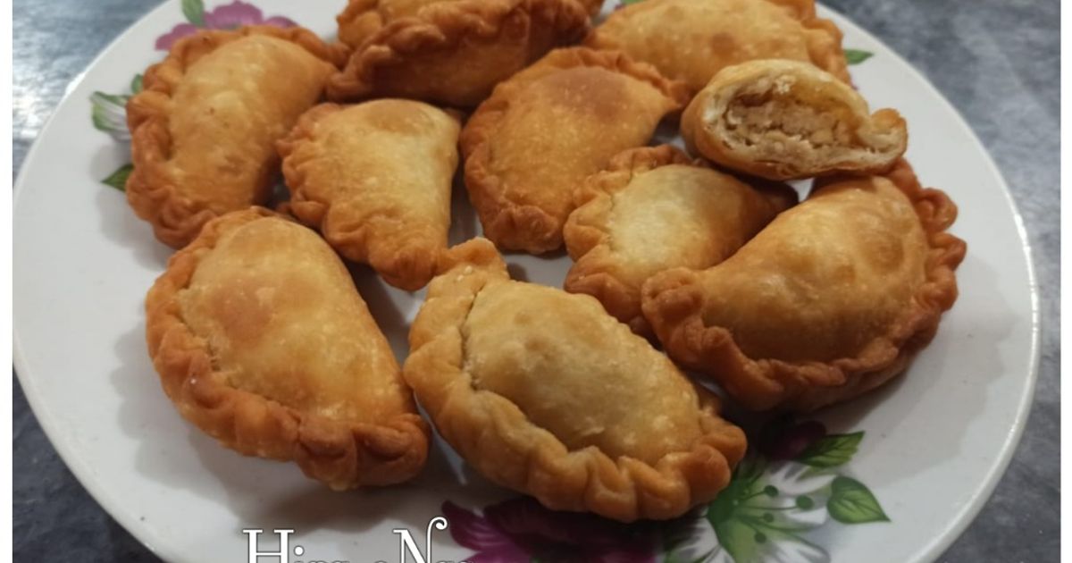 Jau Gok Peanut Puff Dumpling Recipe by Hira Naz - Cookpad