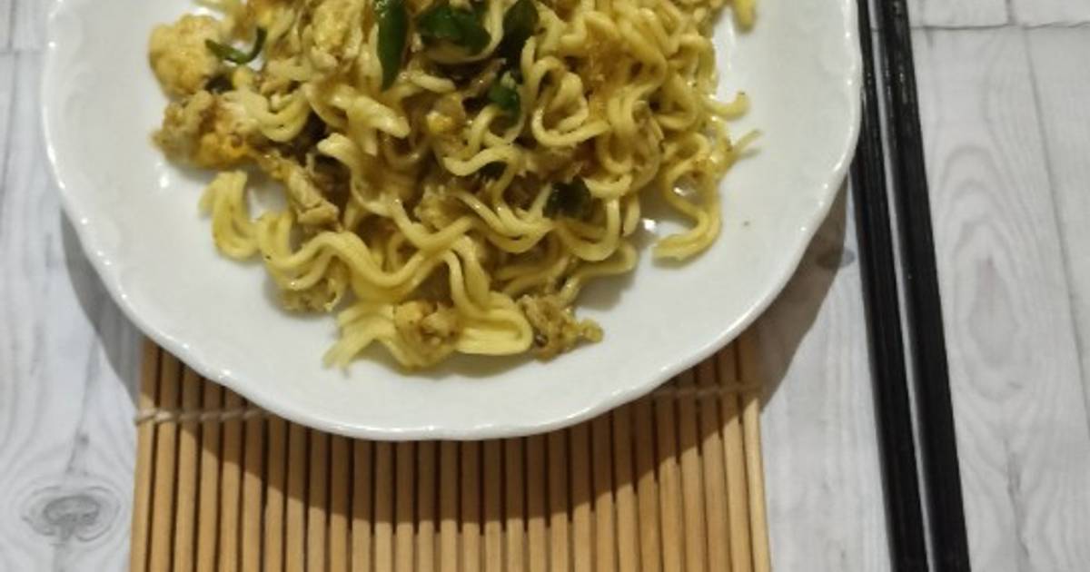 Resep Mie goreng cabe ijo oleh Erni dwip - Cookpad