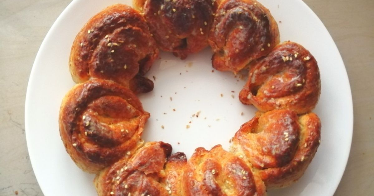 Garlic Flower Bread Recipe by Daisy - Cookpad