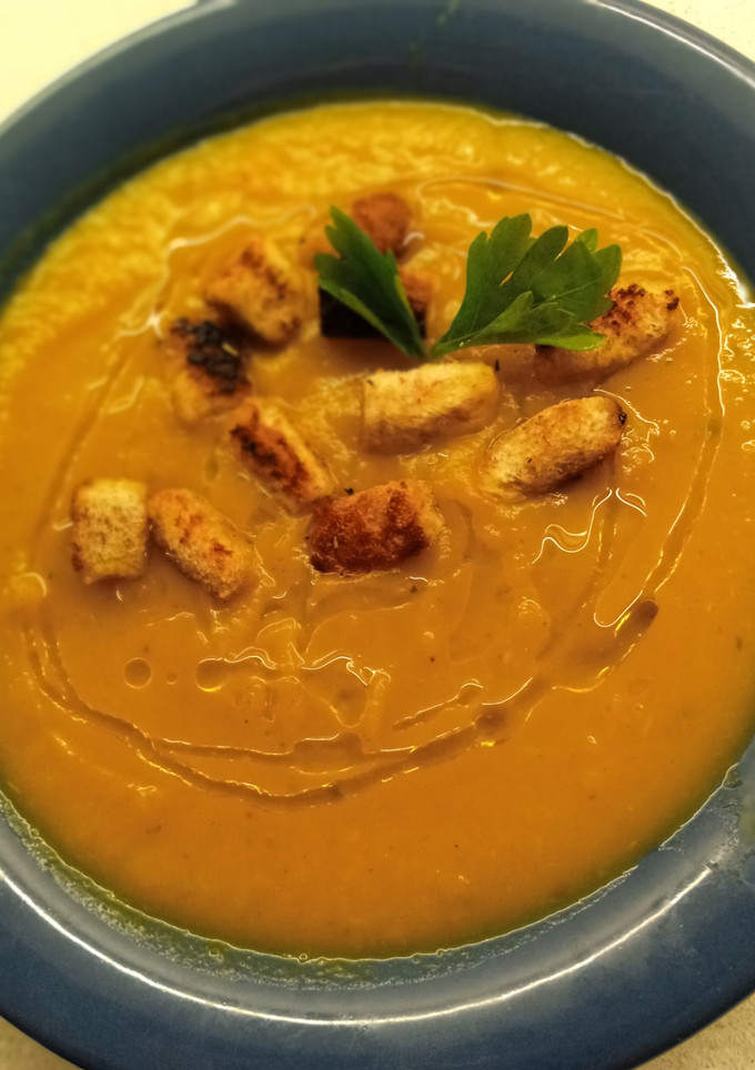 Sopa Crema De Zapallos Receta de 🤍Criis Romero👩🏼‍🍳- Cookpad