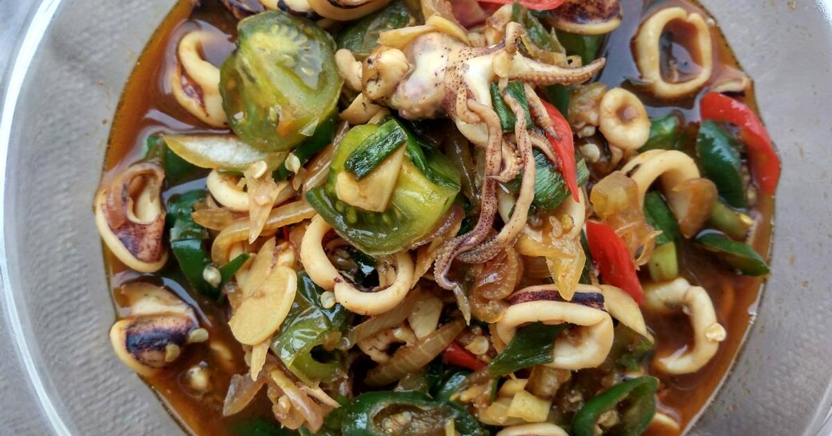 Resep Cumi Masak Kecap oleh Intan Nastiti - Cookpad