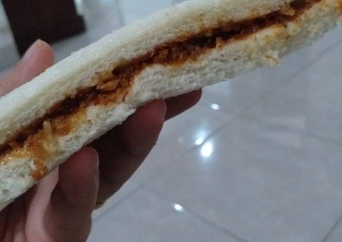 Resep Roti tawar isi Abon oleh Kiki Budjang Sanmustari - Cookpad