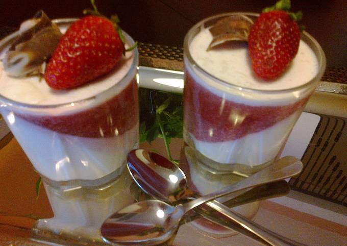 Epres-csokis panna cotta | Mária Kiss receptje - Cookpad receptek