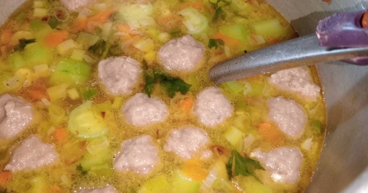 Resep SOP bakso langker dan wortel oleh Endang Yuliana - Cookpad