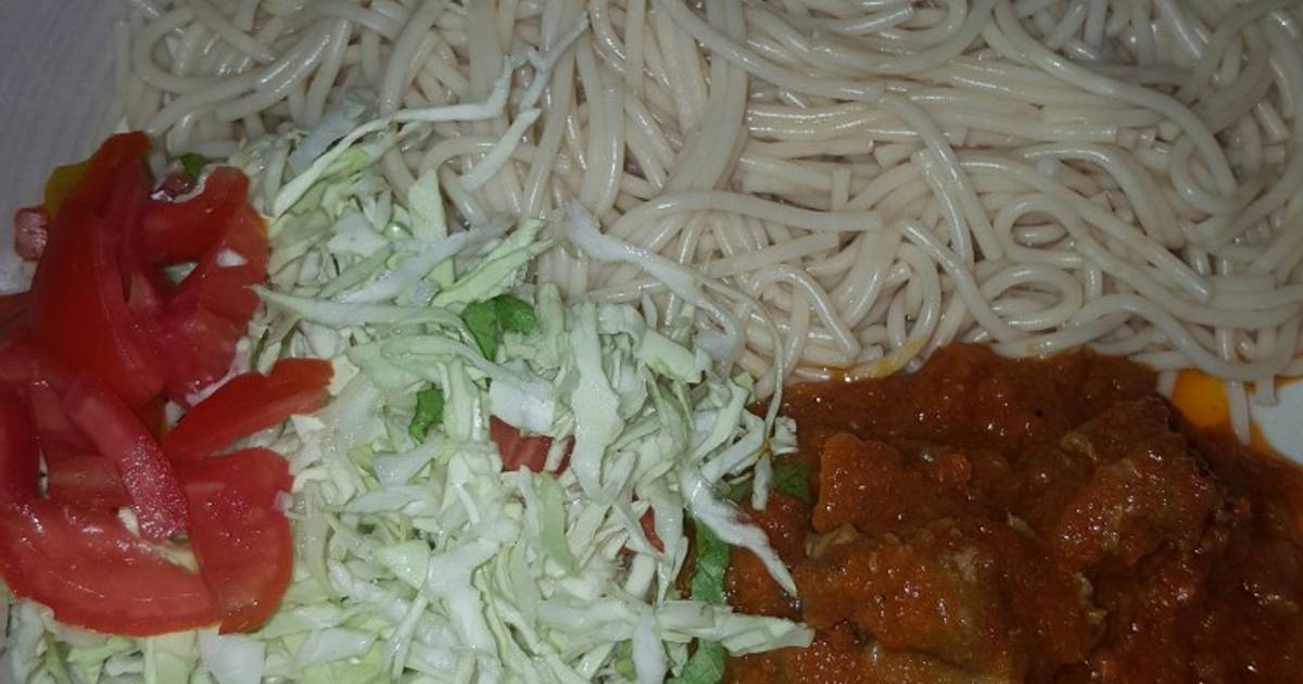 Taliya da stew girki daga Oum Nihal - Cookpad